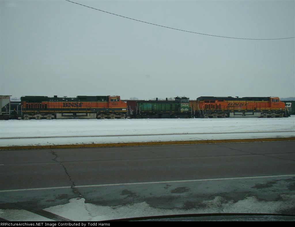 BNSF 1087